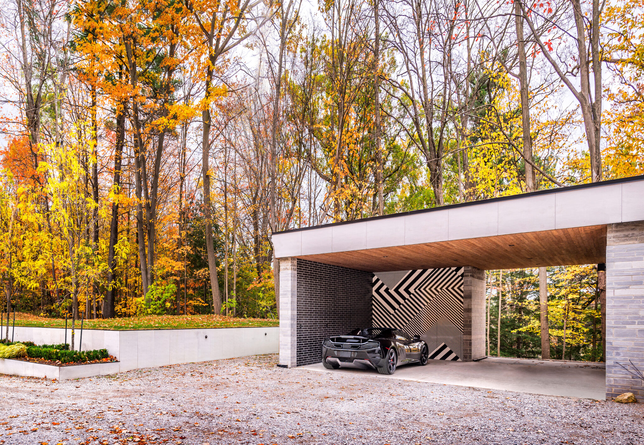 Woodland Ridge | Midcentury Modern Design by FrankFranco Architects